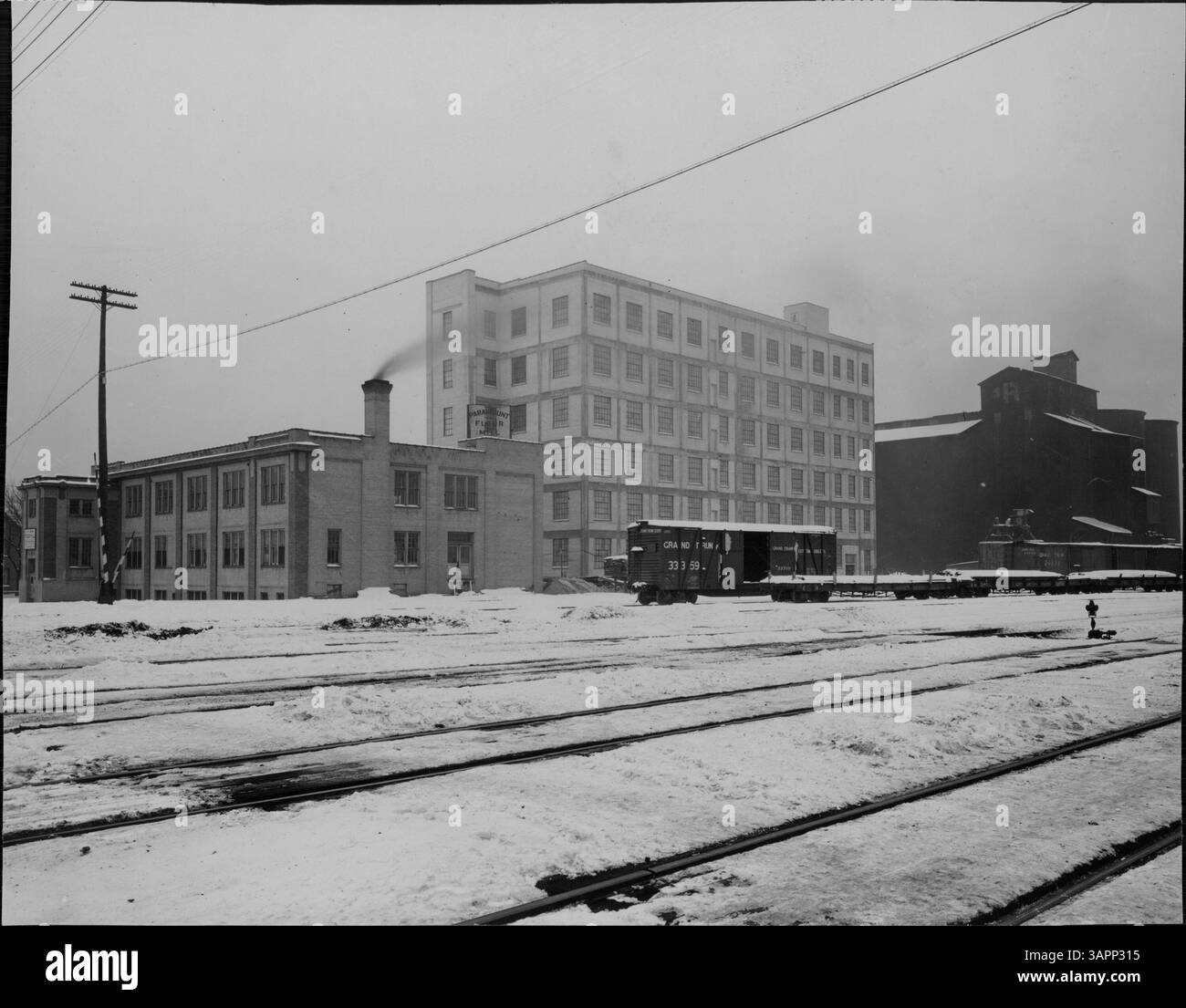 The Paramount Mill, located at Twenty-second Avenue Northeast and ...