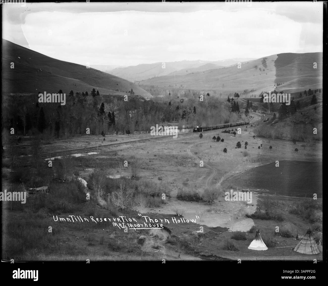 Image from Lee Moorhouse's collection, showing camps on the Umatilla ...