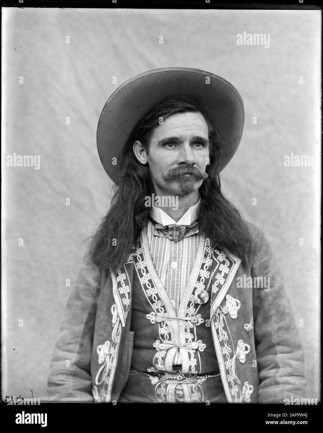 Photograph by Lee Moorhouse showing Arizona Bill in a scout costume ...