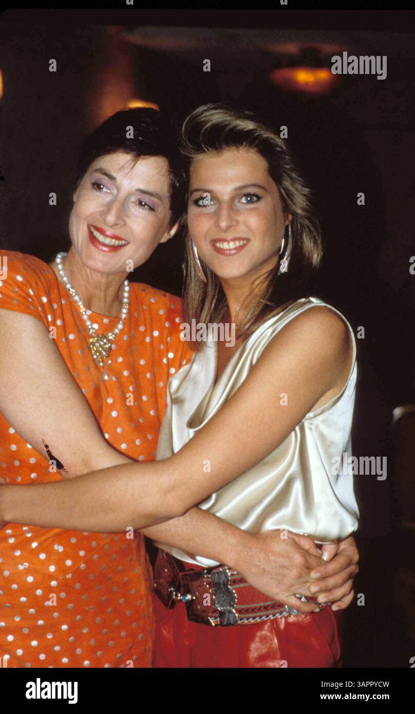 Apr. 6, 2005 - A0839.CATHERINE OXENBERG PRINCESS ELIZABETH OF ...