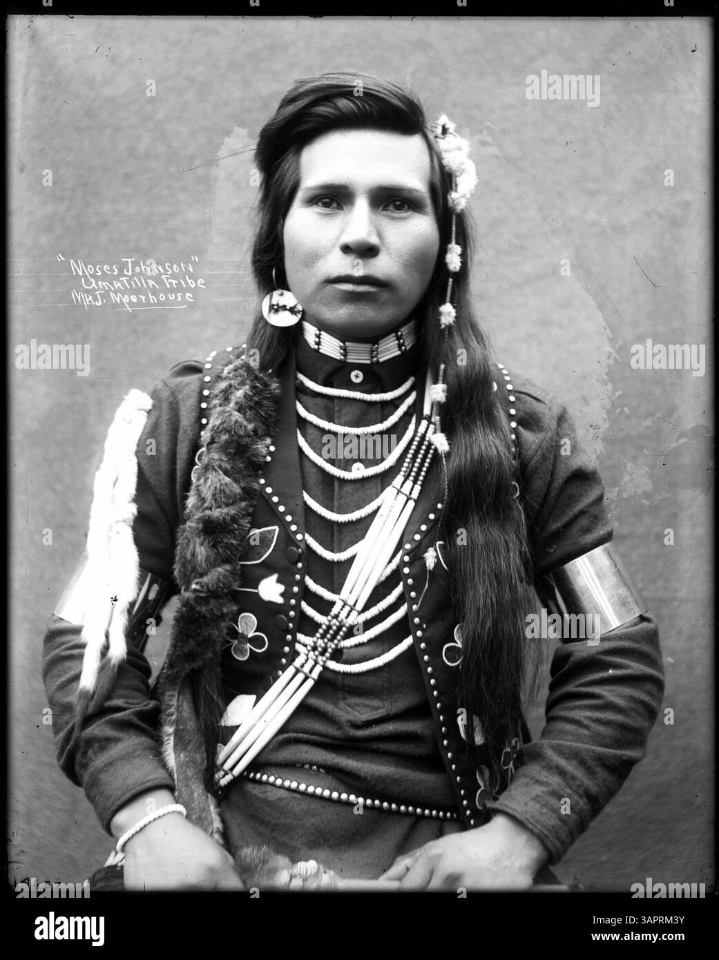 PH036 4657 from the Lee Moorhouse collection at the University of ...