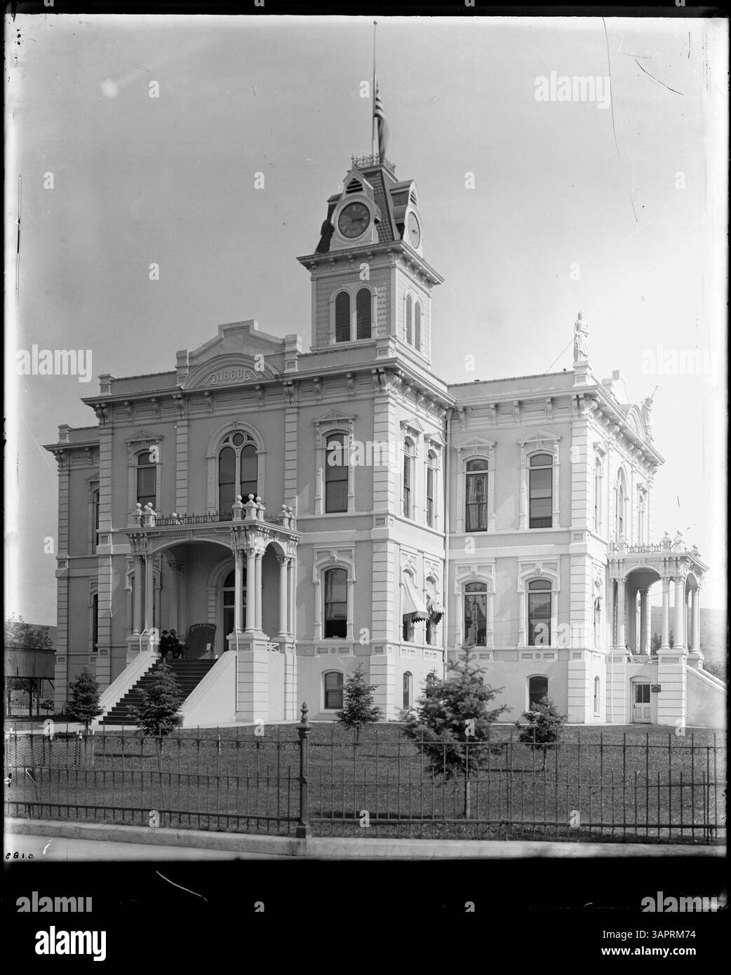 The Umatilla County Courthouse in Pendleton, photographed by Lee Moorhouse. University of Oregon ...