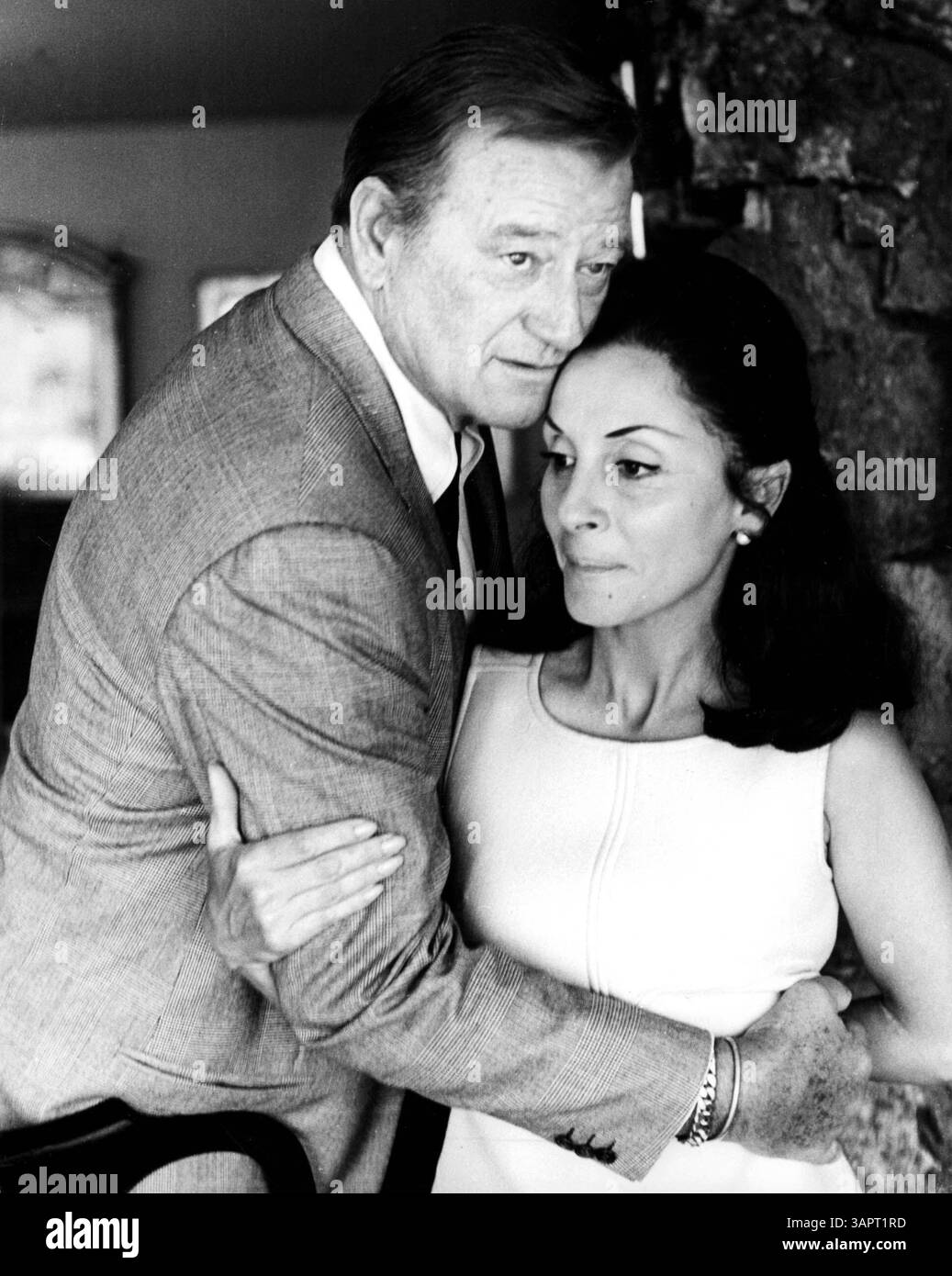 Jan. 1, 2011 - JOHN WAYNE AND WIFE PILAR.#27340.Â© JOHNWAYNEOBIT(Credit ...