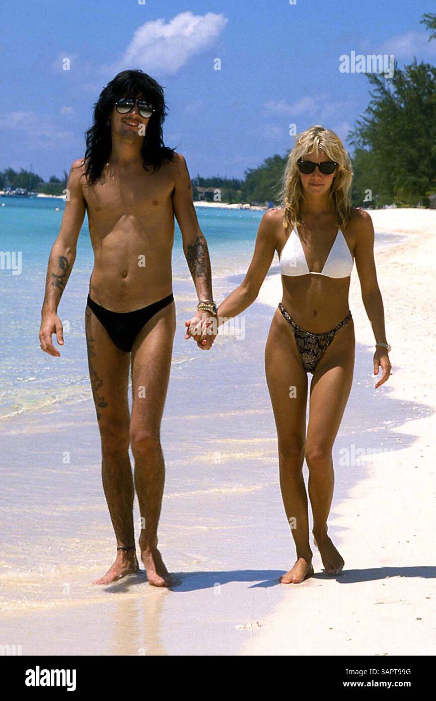 Jan. 1, 2011 - 14068.TOMMY LEE AND HEATHER LOCKLEAR CARIBBEAN HONEYMOON. RAY FAIRALL 1986.TOMMY ...