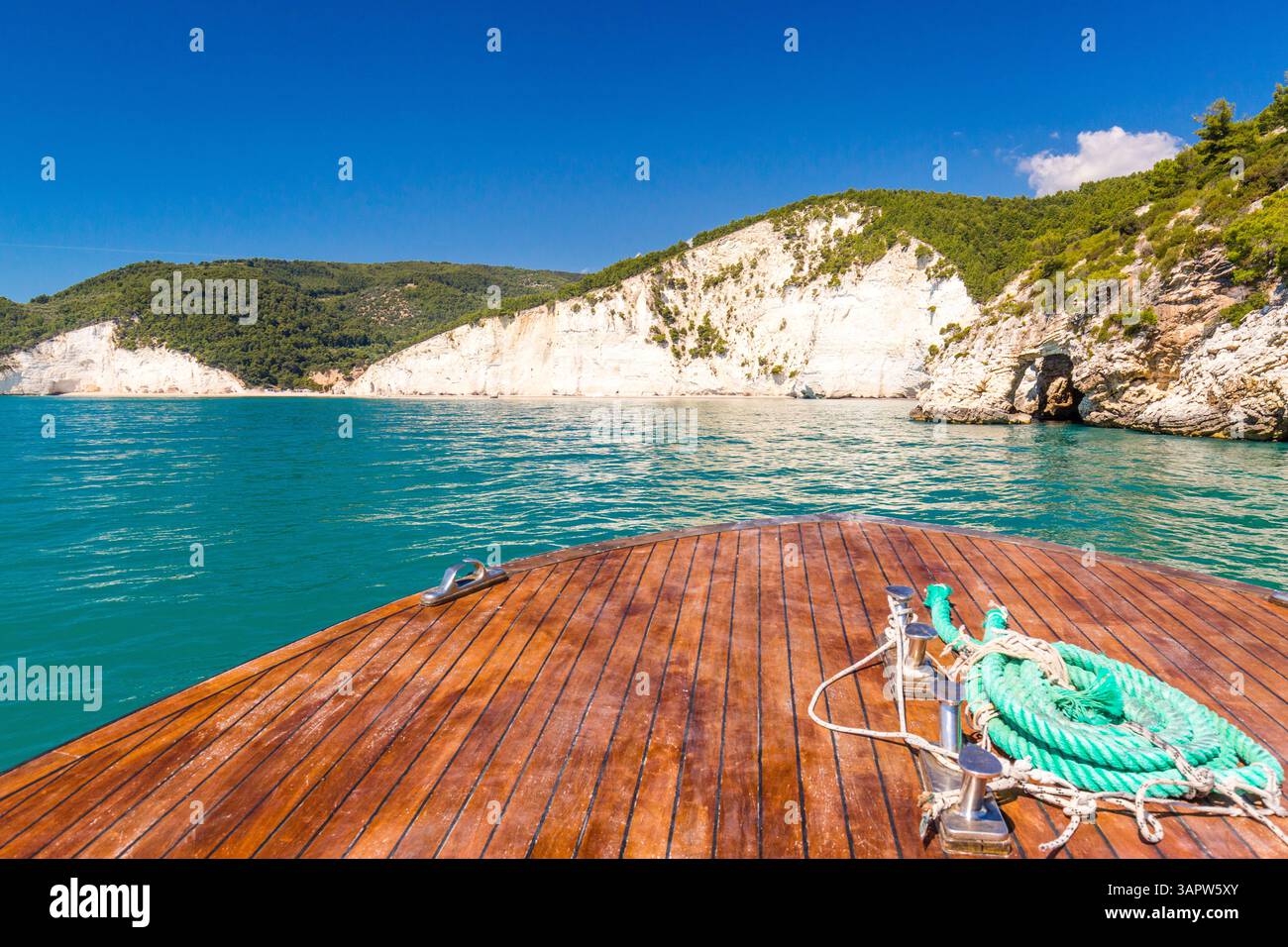The Vignanotica beach, in Apulia region, north Italy Stock Photo - Alamy