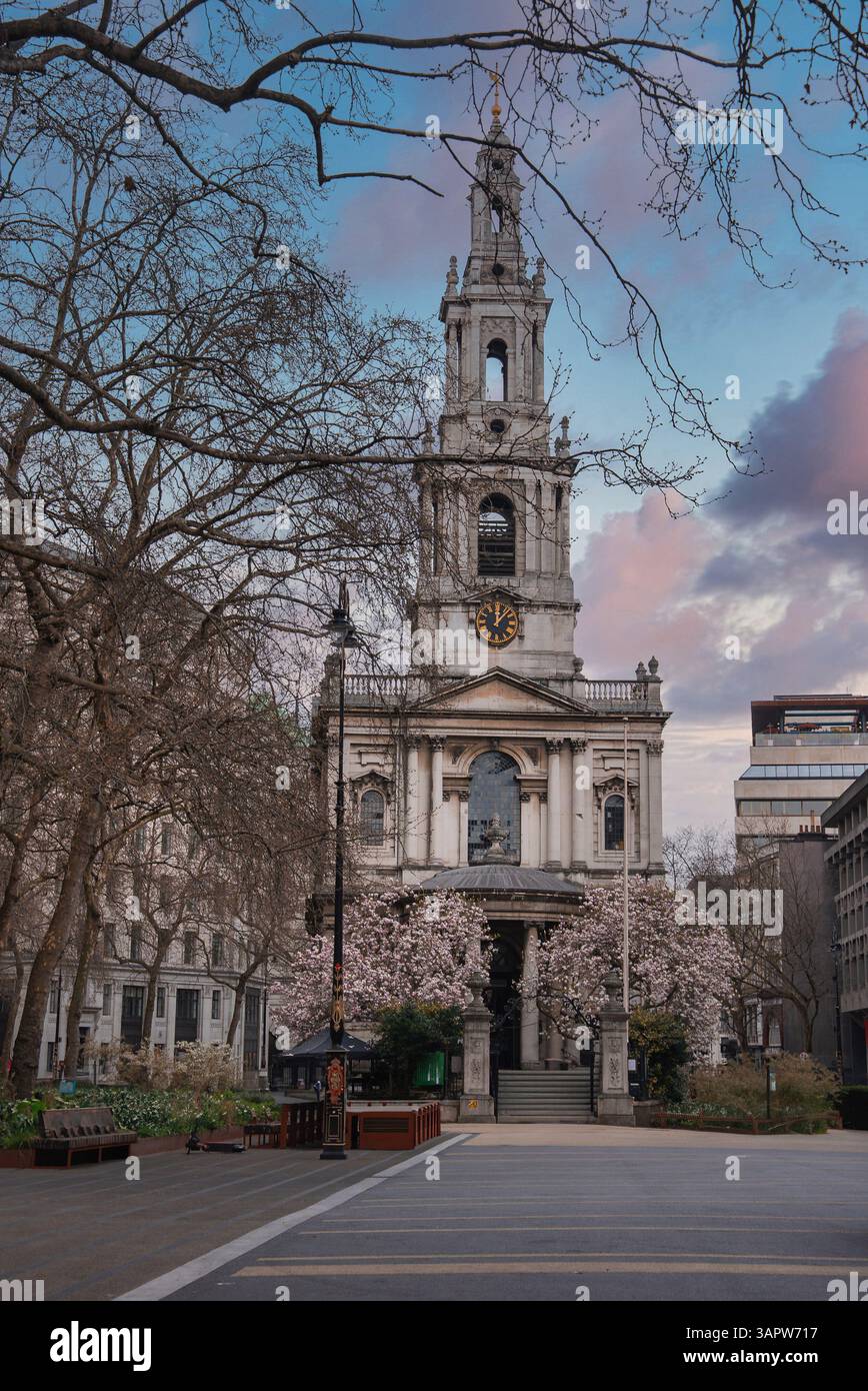 St_mary_le_strand hi-res stock photography and images - Alamy