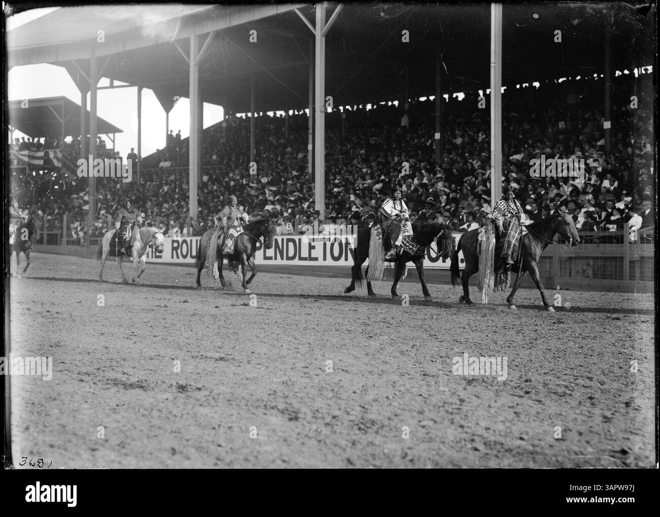 This photograph by Lee Moorhouse shows the Roundup Grand Review ...