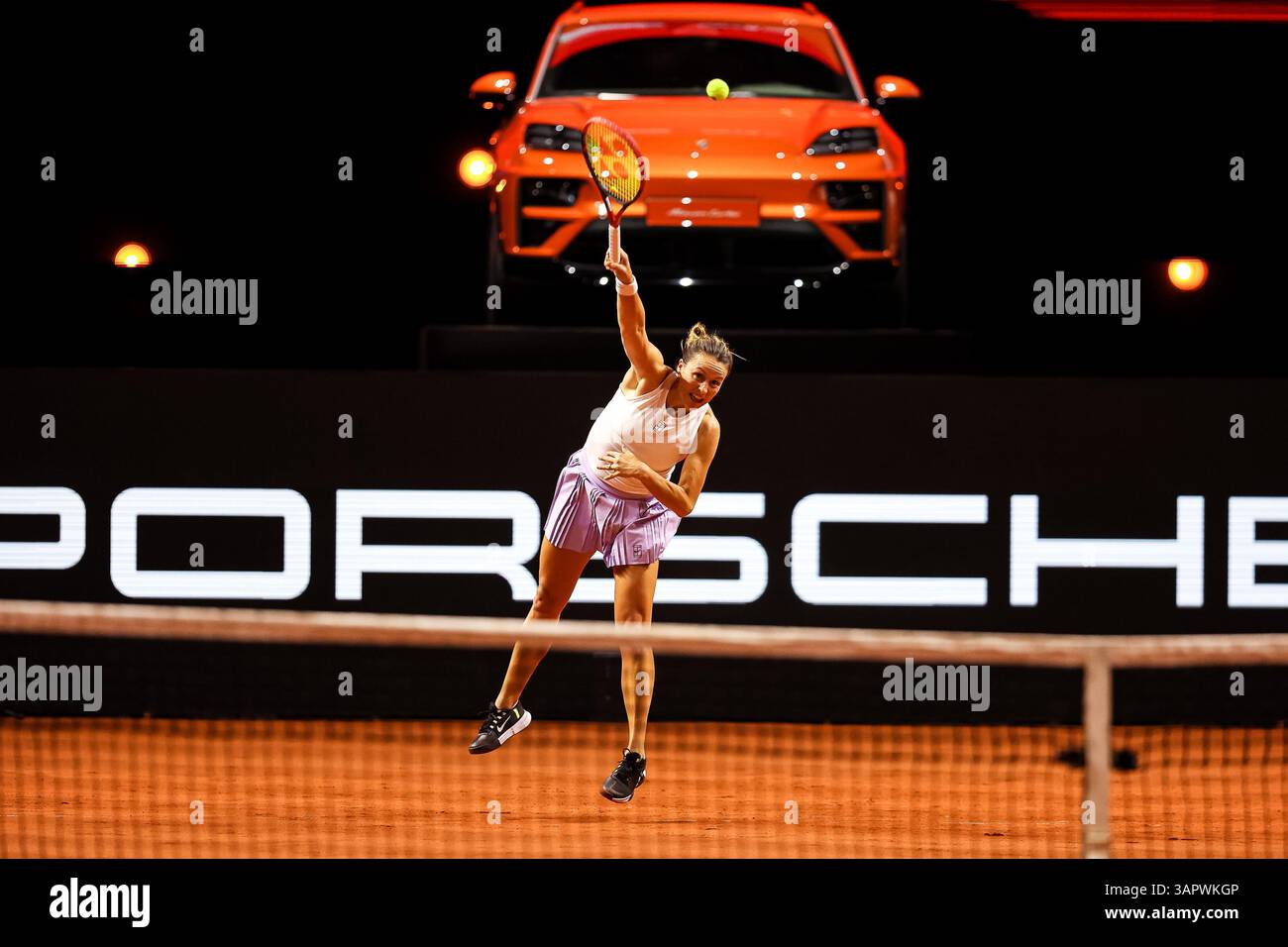 Stuttgart, Deutschland. 16th Apr, 2025. im Bild Tatjana Maria Tatjana Maria GER vs Ella Seidel ...