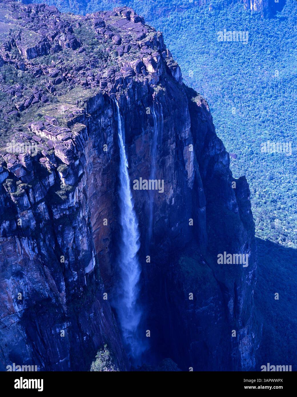Angel falls venezuela tour hi-res stock photography and images - Alamy