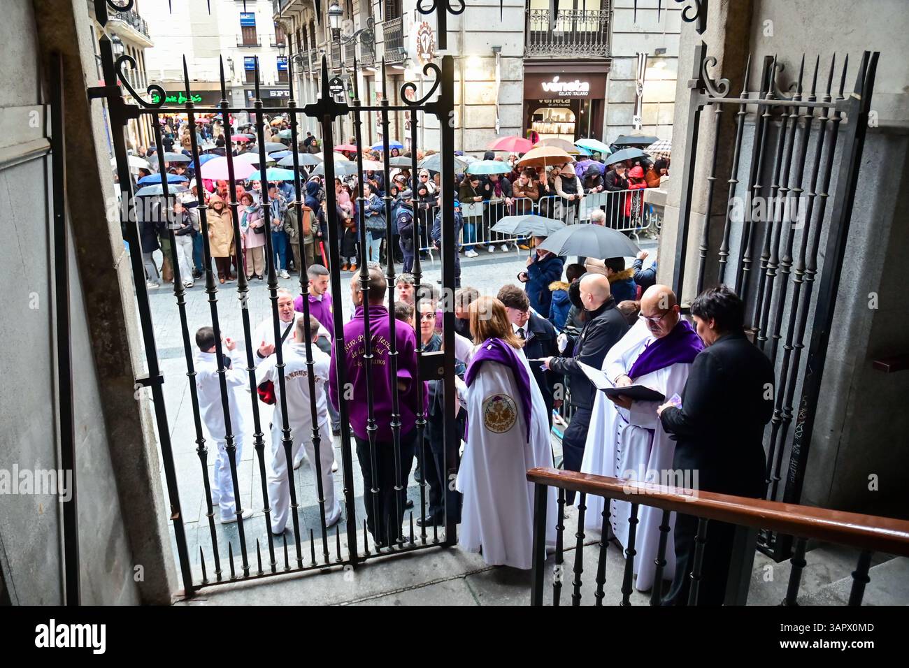Madrid, Madrid, SPAIN. 16th Apr, 2025. Despite the procession's ...