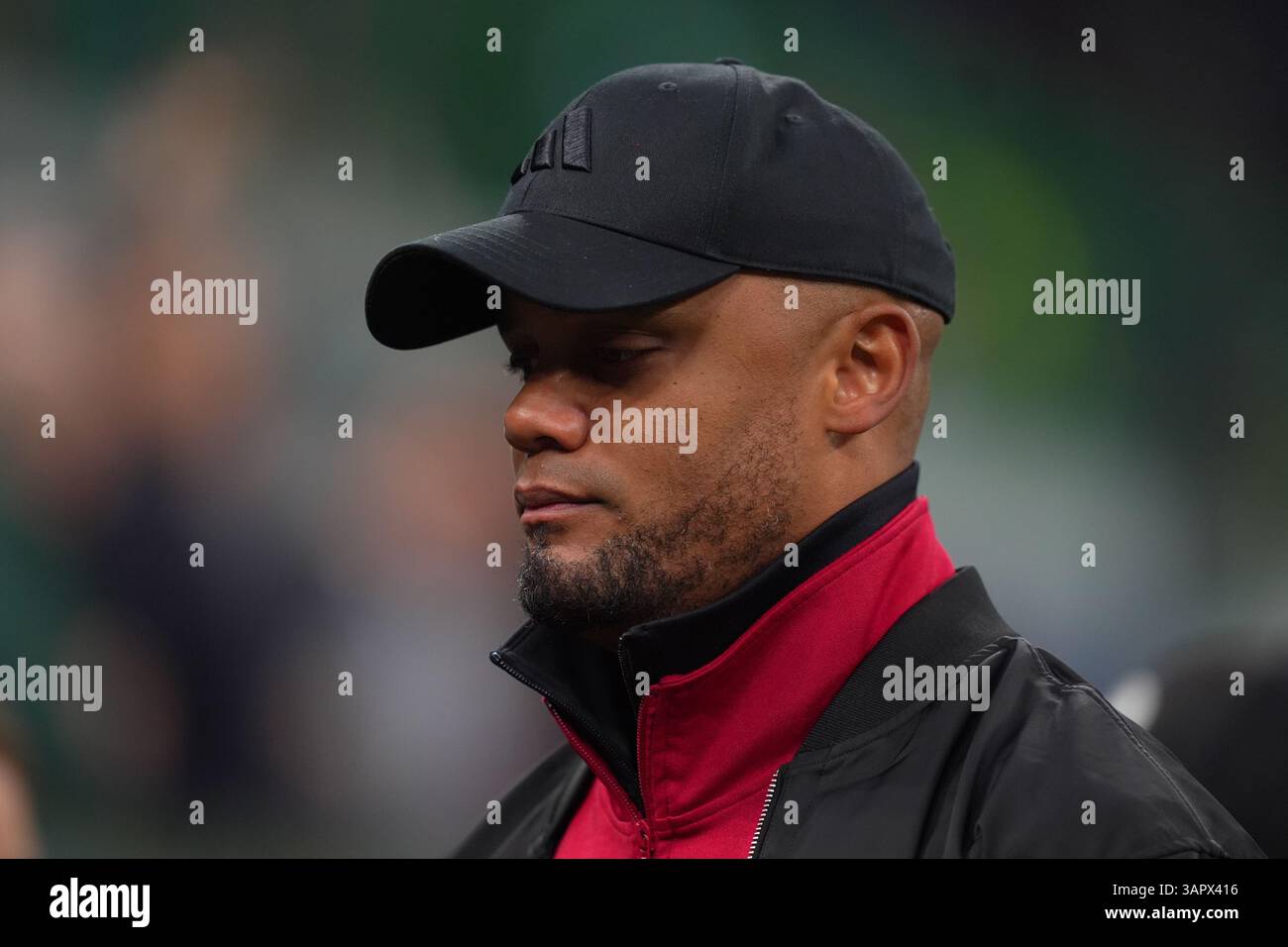 Milan, North Italy -, Wednesday April 16, 2025. BayernÕs head coach ...