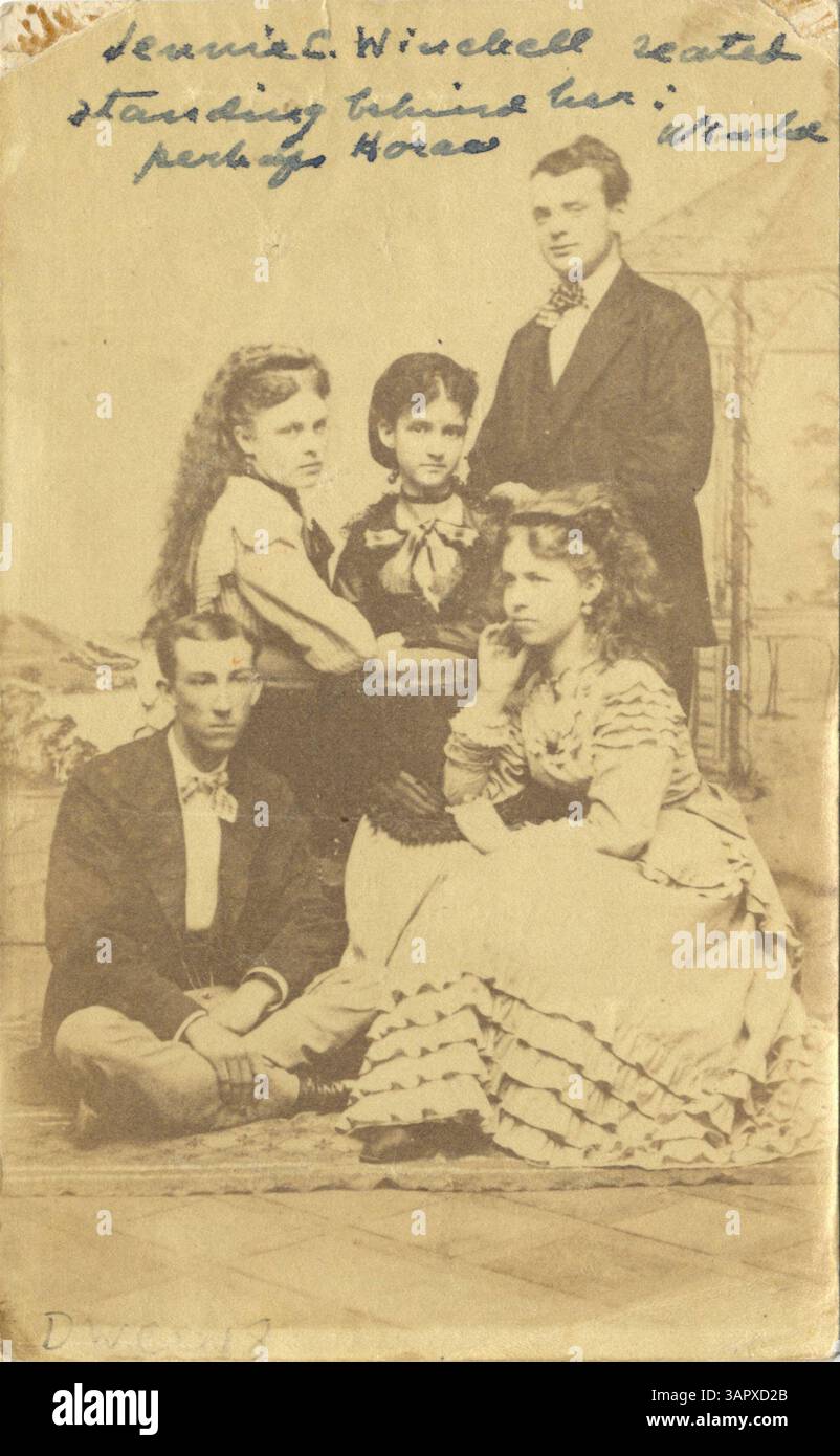 Portrait of jennie hi-res stock photography and images - Alamy