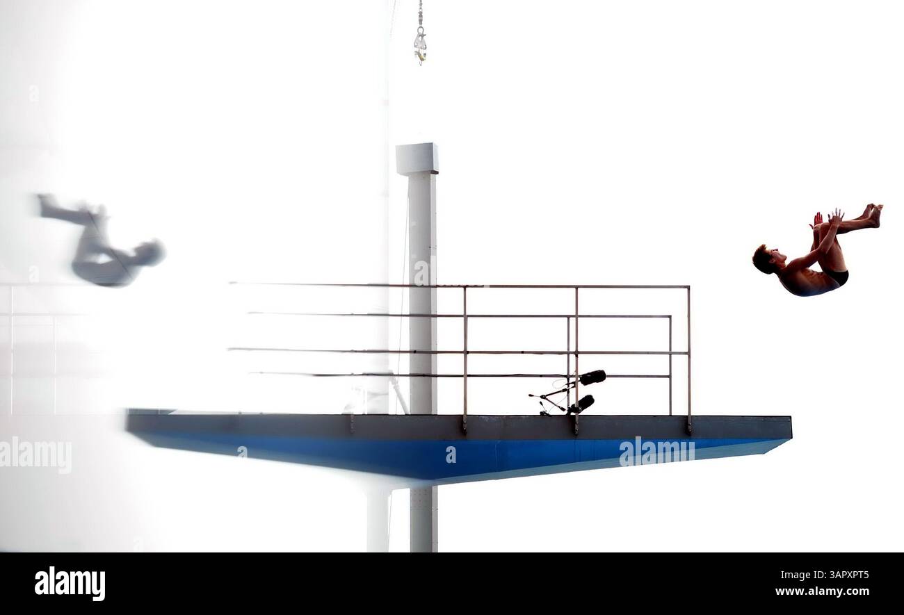 Competes in the men's 10m hi-res stock photography and images - Alamy