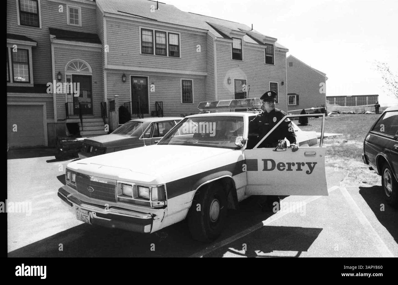 Mar 14, 1991 - Derry, New Hampshire, U.S. - The condominium where GREG ...