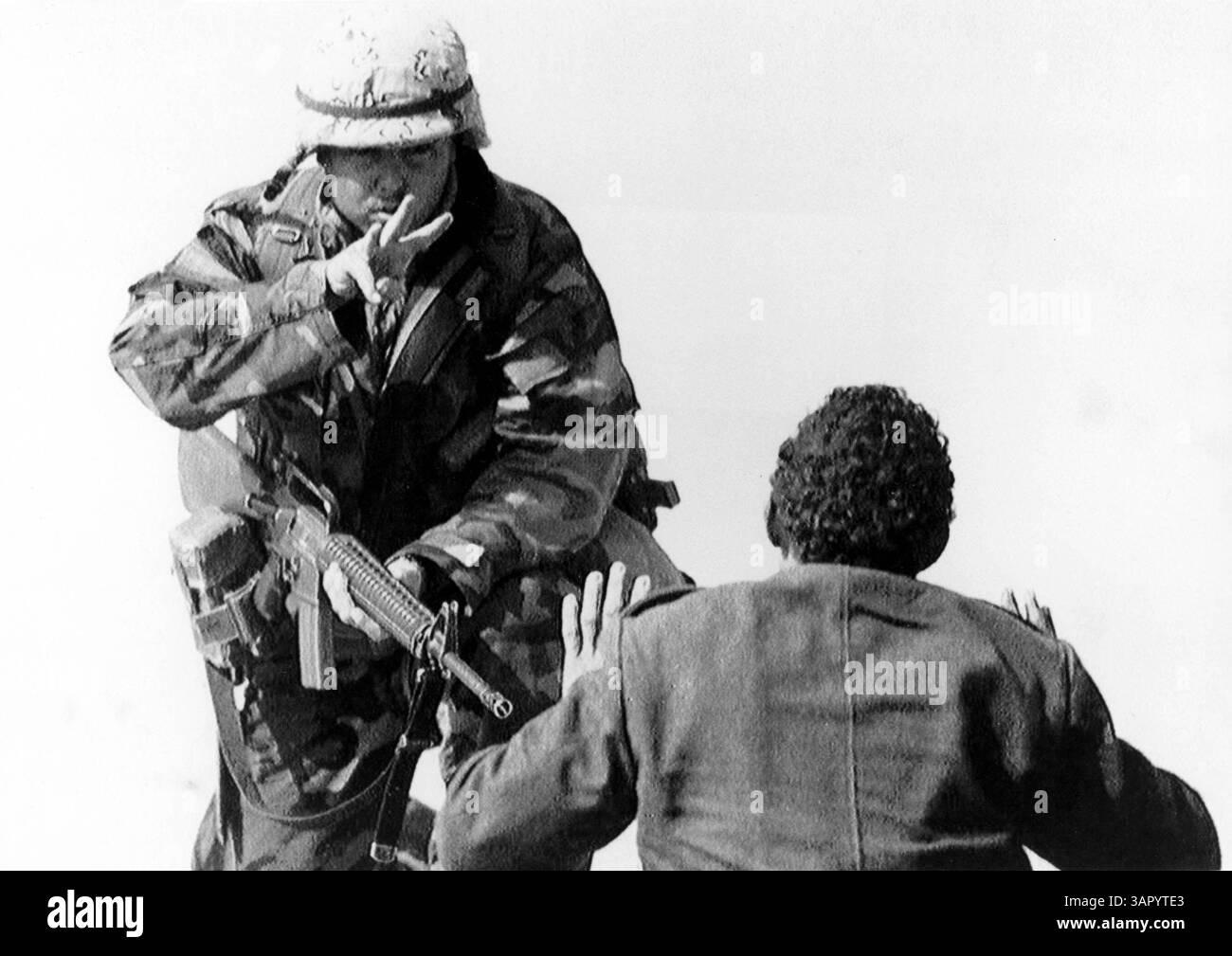 Gulf war 1991 kuwait Black and White Stock Photos & Images - Alamy