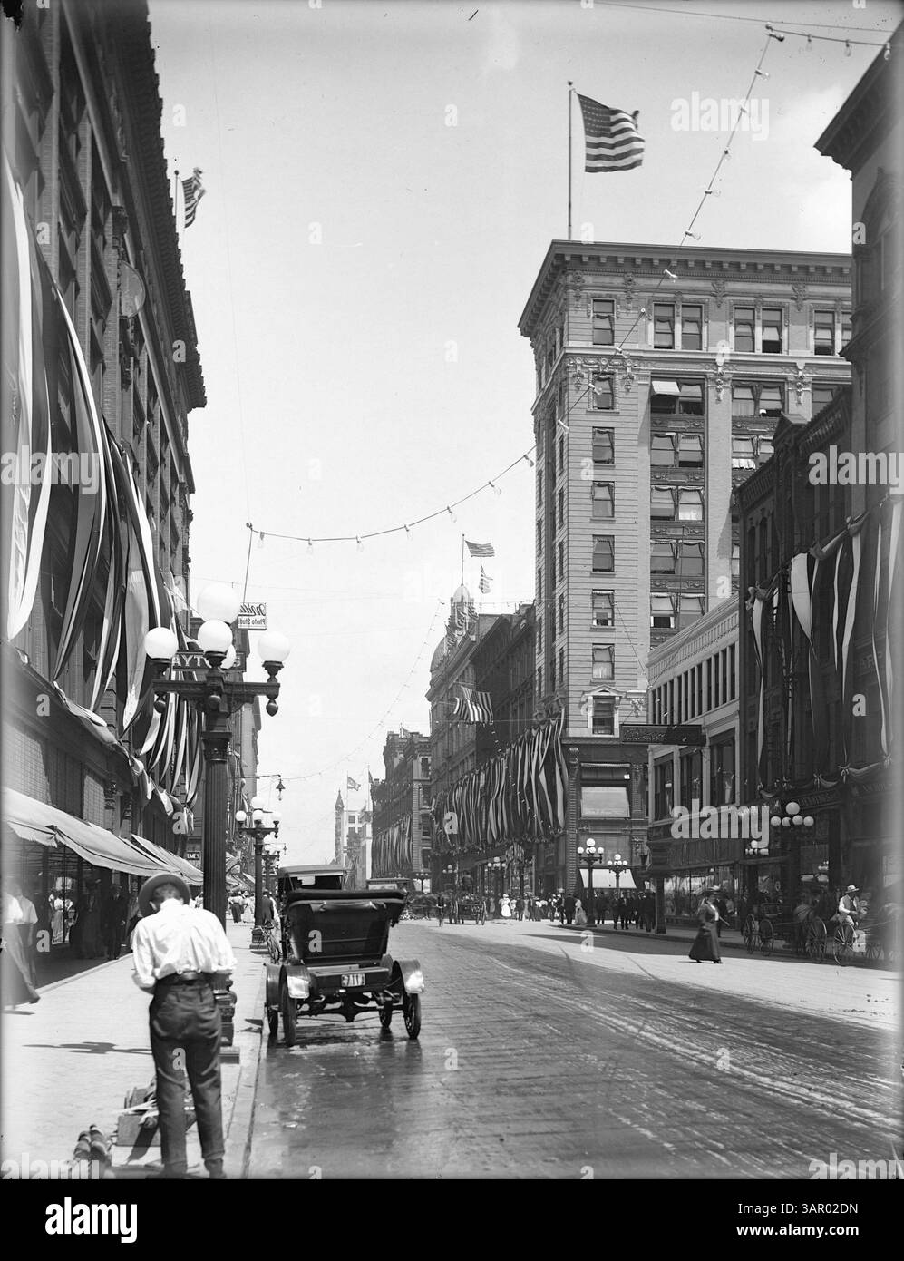 This image shows Nicollet Avenue at 8th Street in Minneapolis, with a ...