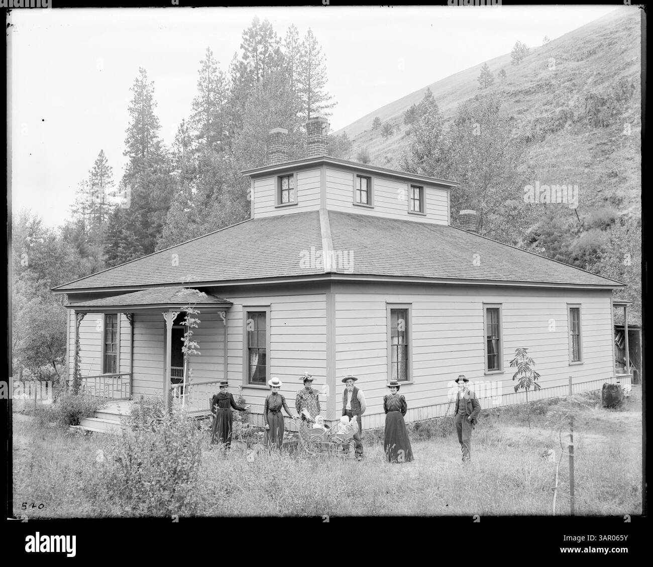 This Lee Moorhouse photograph depicts the Hager home near Bingham ...