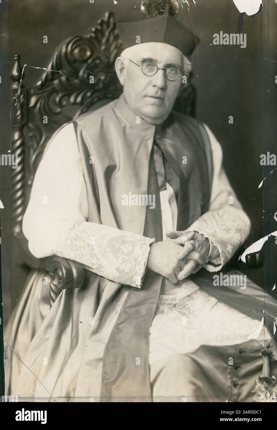 Father James M. Cleary, priest at Incarnation Catholic Church in ...