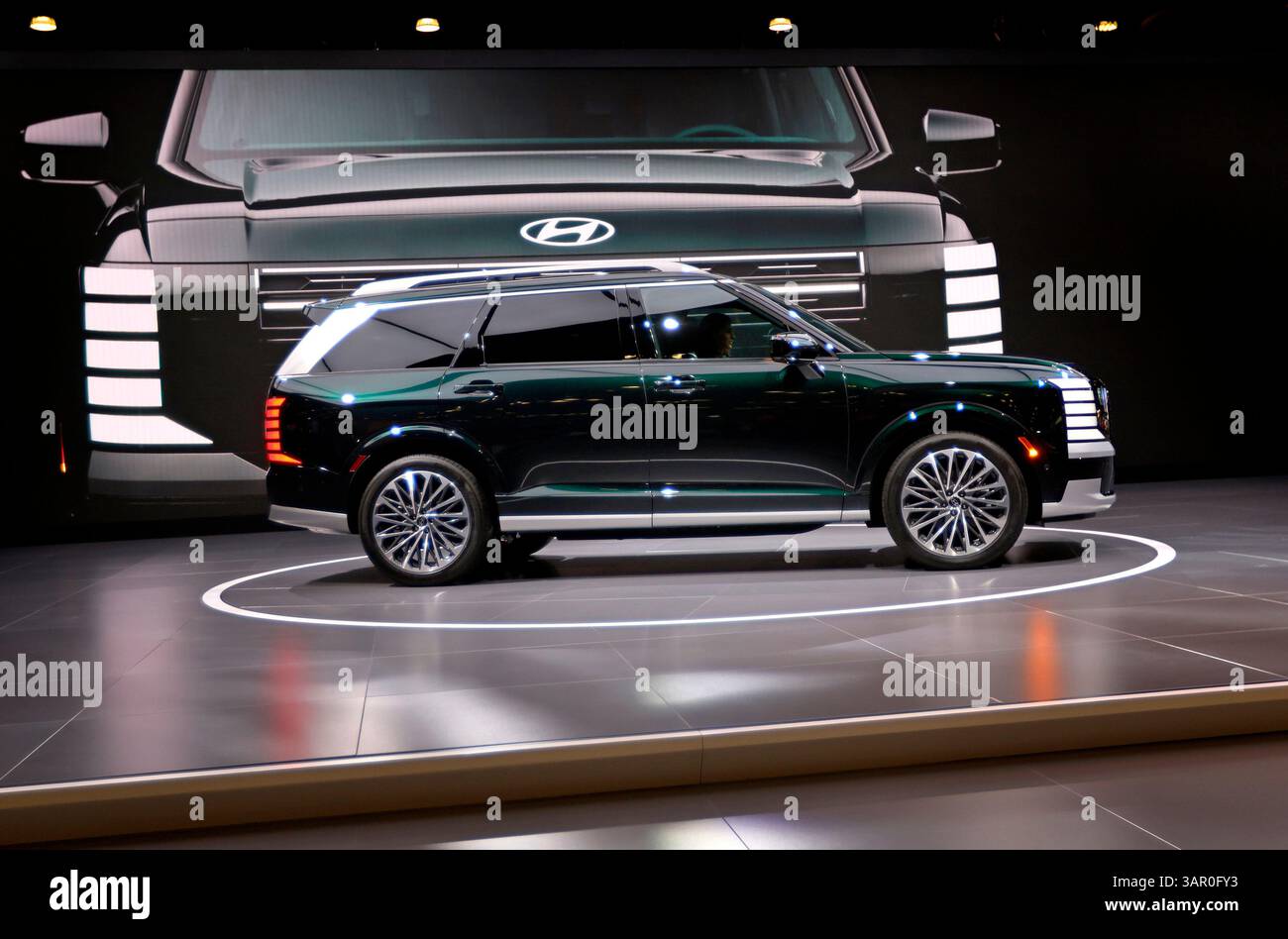 New York, United States. 16th Apr, 2025. The new 2025 Palisade Hybrid ...