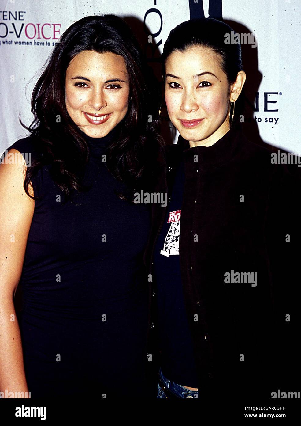 Jan. 1, 2011 - K29986JULA.JAMIE LYNN SIGLER LISA LING. JULA/(Credit ...