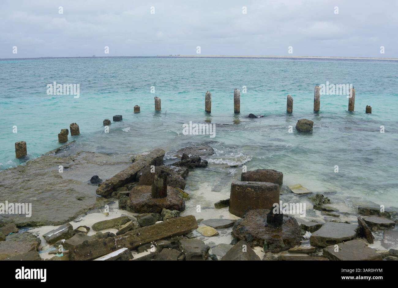 old rotten jetty on gulhi island on the maledives Stock Photo - Alamy