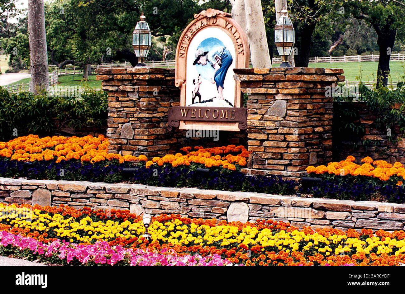 Lisa marie presley michael jackson hi-res stock photography and images ...