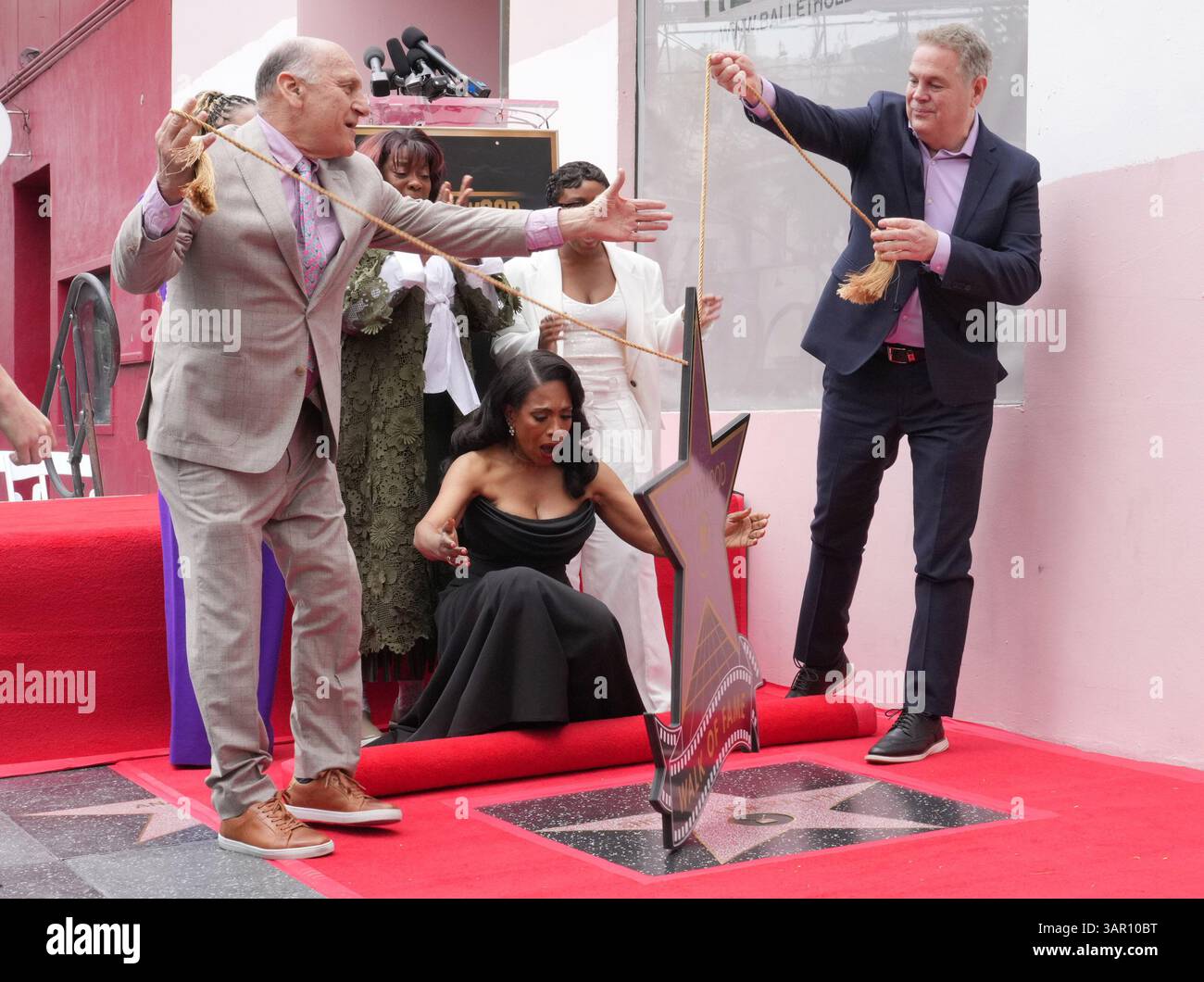 Los Angeles, USA. 16th Apr, 2025. (L-R) Steven Nissen, President & CEO ...