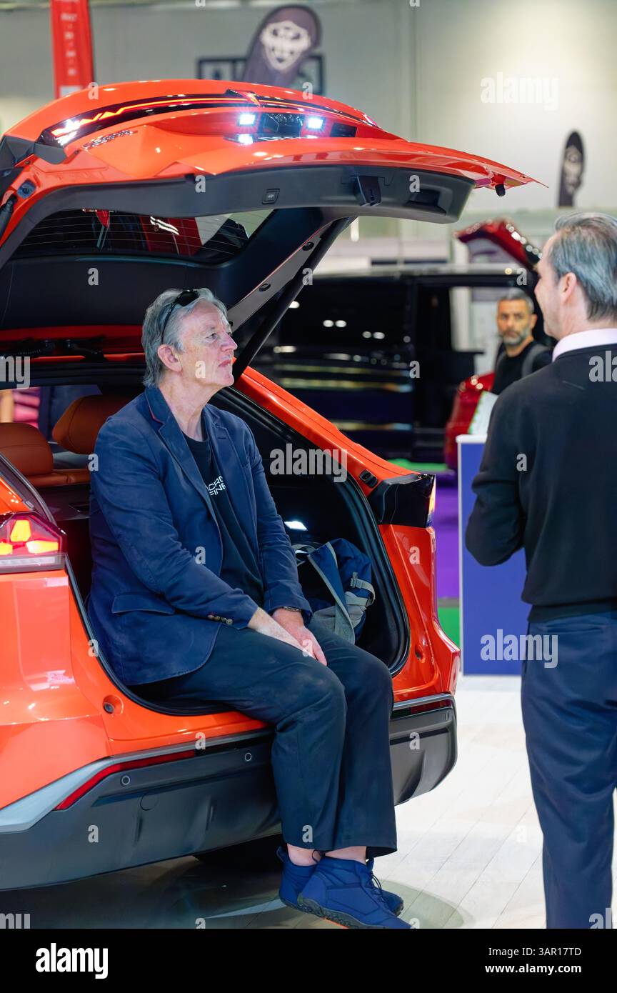 The Changan Deepal S07 electric car boot capacity being checked at the ...