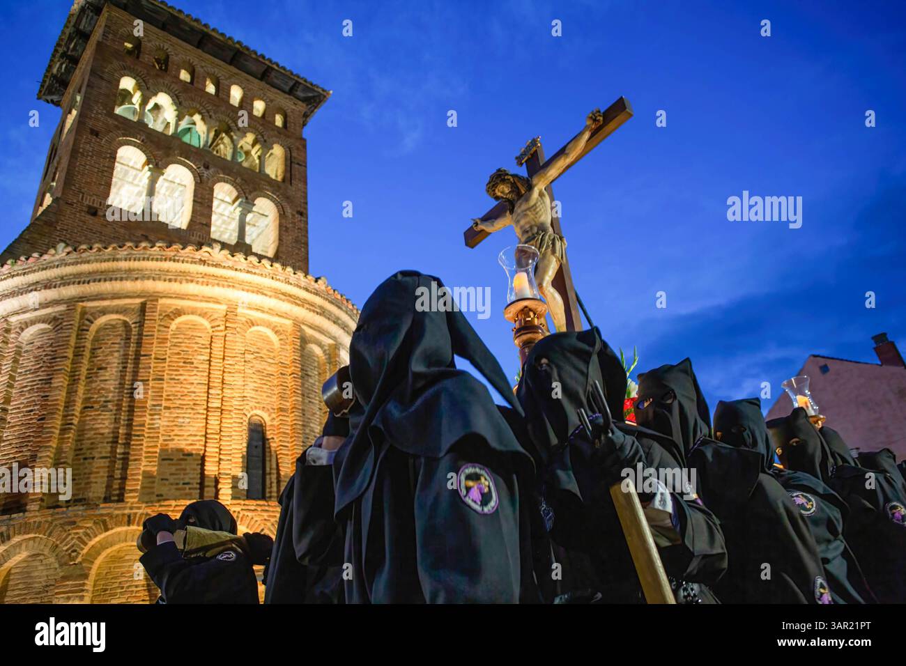 Penitents from the Brotherhood of Our Father Jesus of Nazareth and the ...