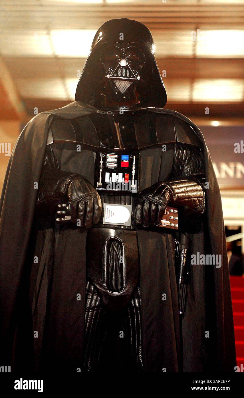 May 15, 2005 - K43423 .PREMIERE OF ''STAR WARS - EPISODE III: REVENGE ...