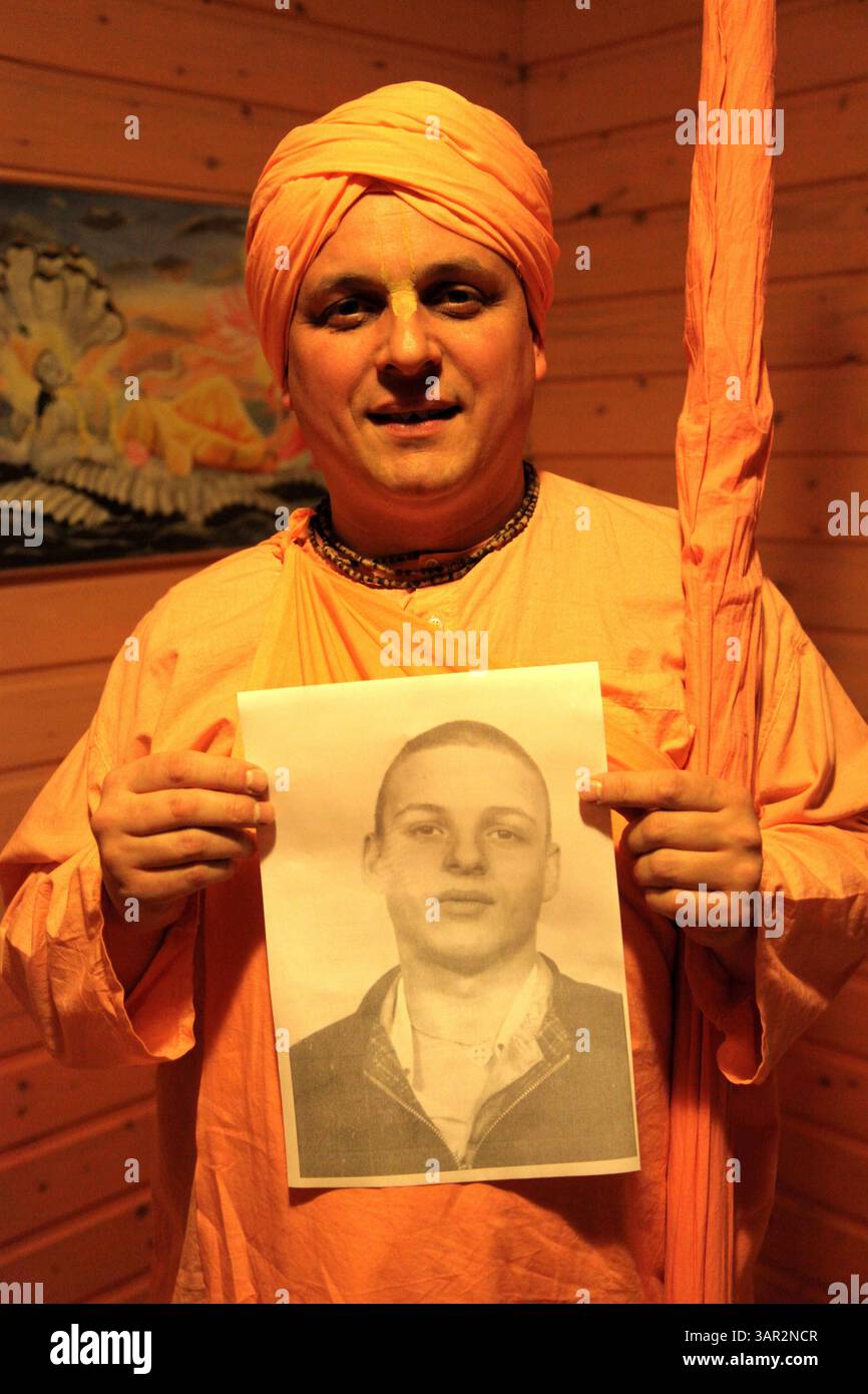 Nov. 30, 2010 - Paris, France - BC YATI SWAMI, dressed in an orange ...