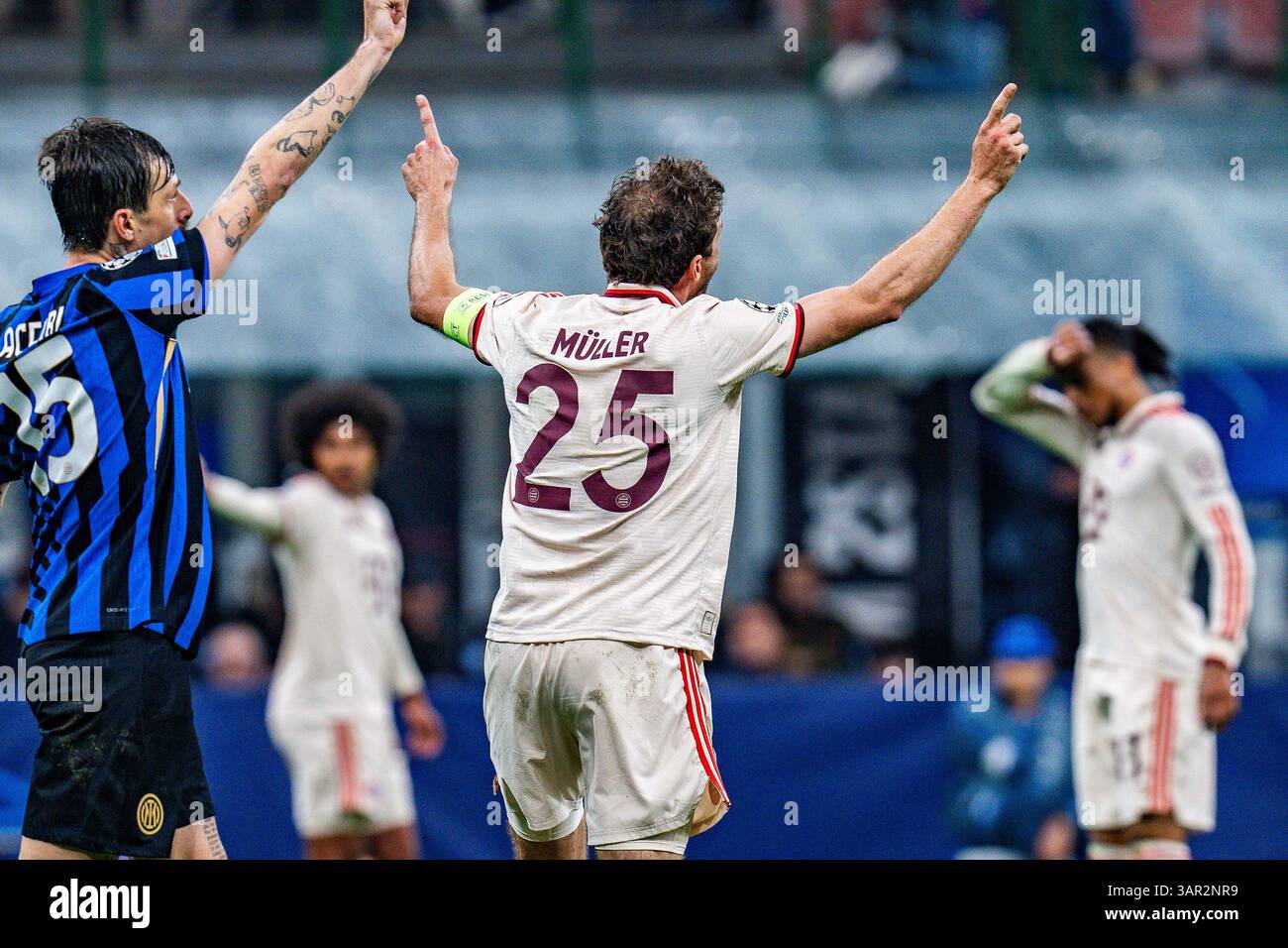 Mailand, Italien. 16th Apr, 2025. 16.04.2025, Inter Mailand vs. FC Bayern München, UEFA ...