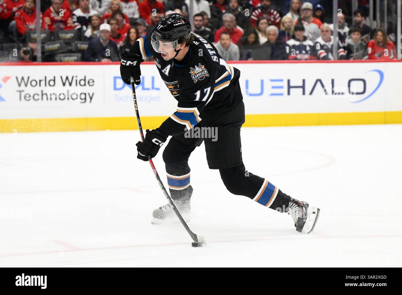 Washington Capitals center Dylan Strome (17) in action during the first ...