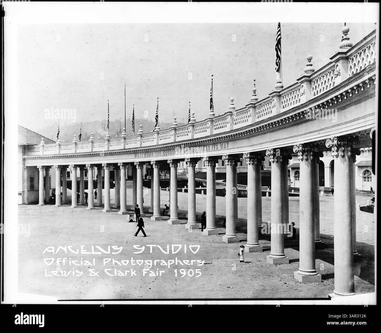 Photograph of the archway at the entrance to the Lewis and Clark ...