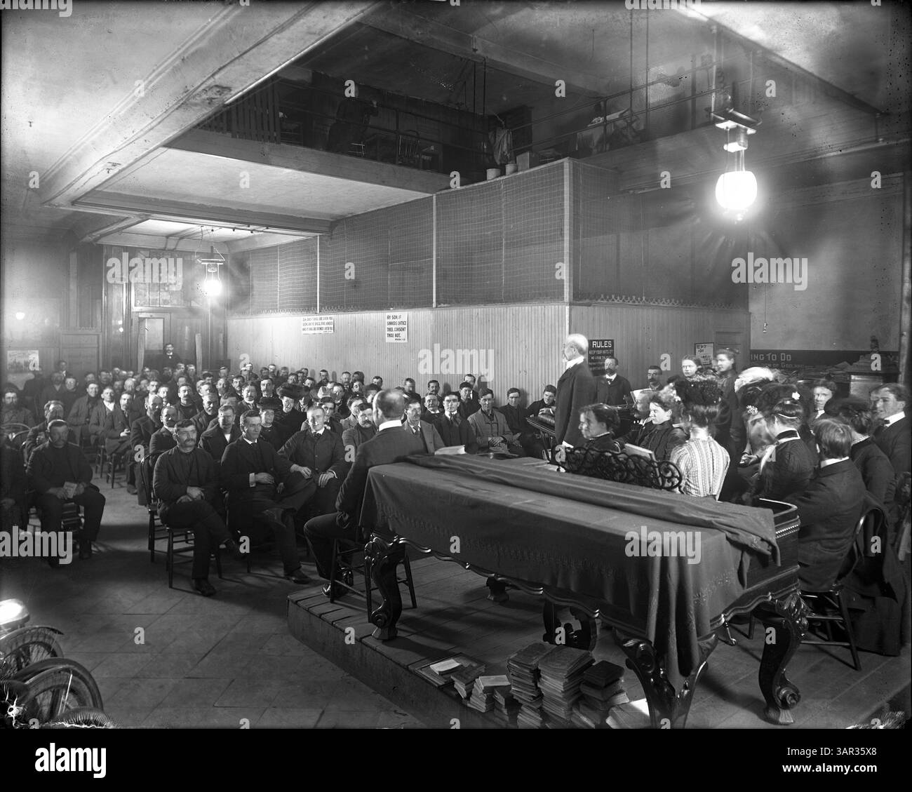 Subjects individuals Black and White Stock Photos & Images - Alamy