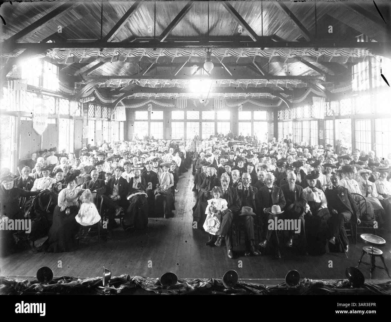 A group of veterans from the 1st Minnesota Volunteers gathers at the ...