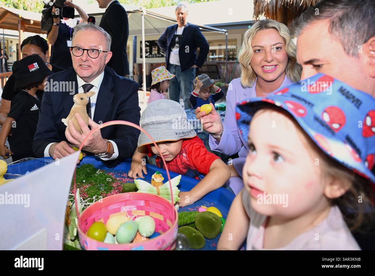 Australian Prime Minister Anthony Albanese and Labor candidate for ...