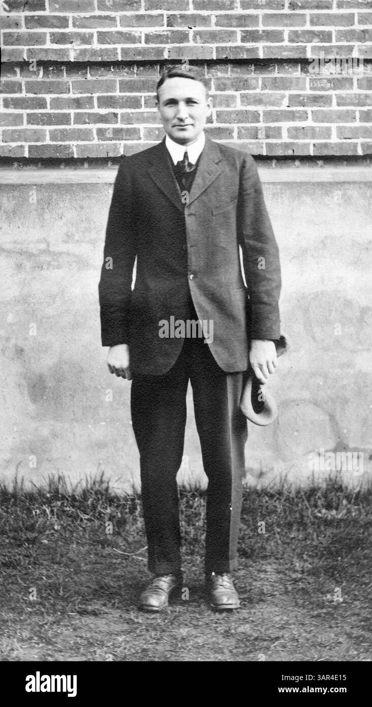 Black-and-white photograph of Dean Walker, University of Oregon ...