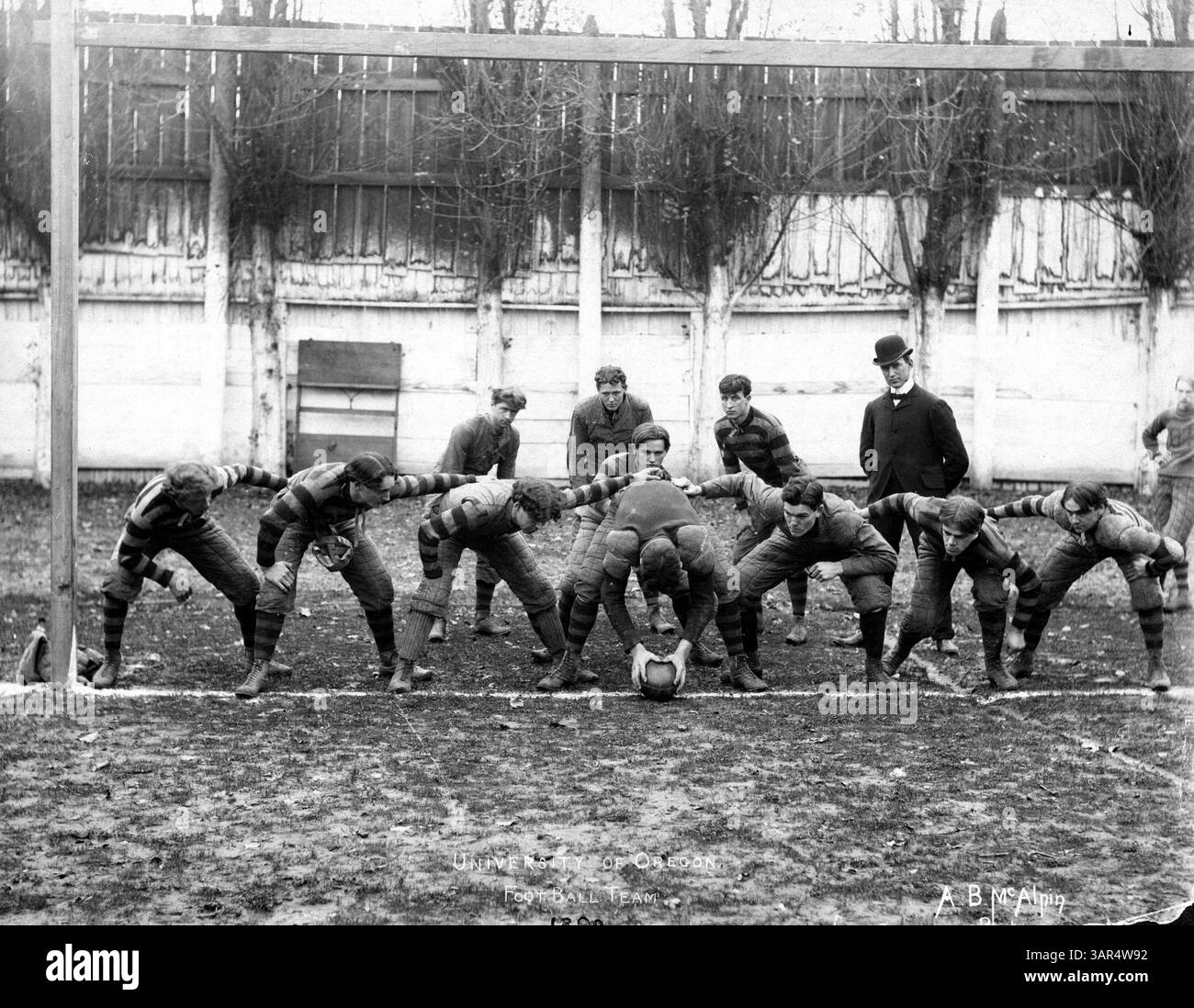 A black-and-white photograph of the 1899 University of Oregon football ...