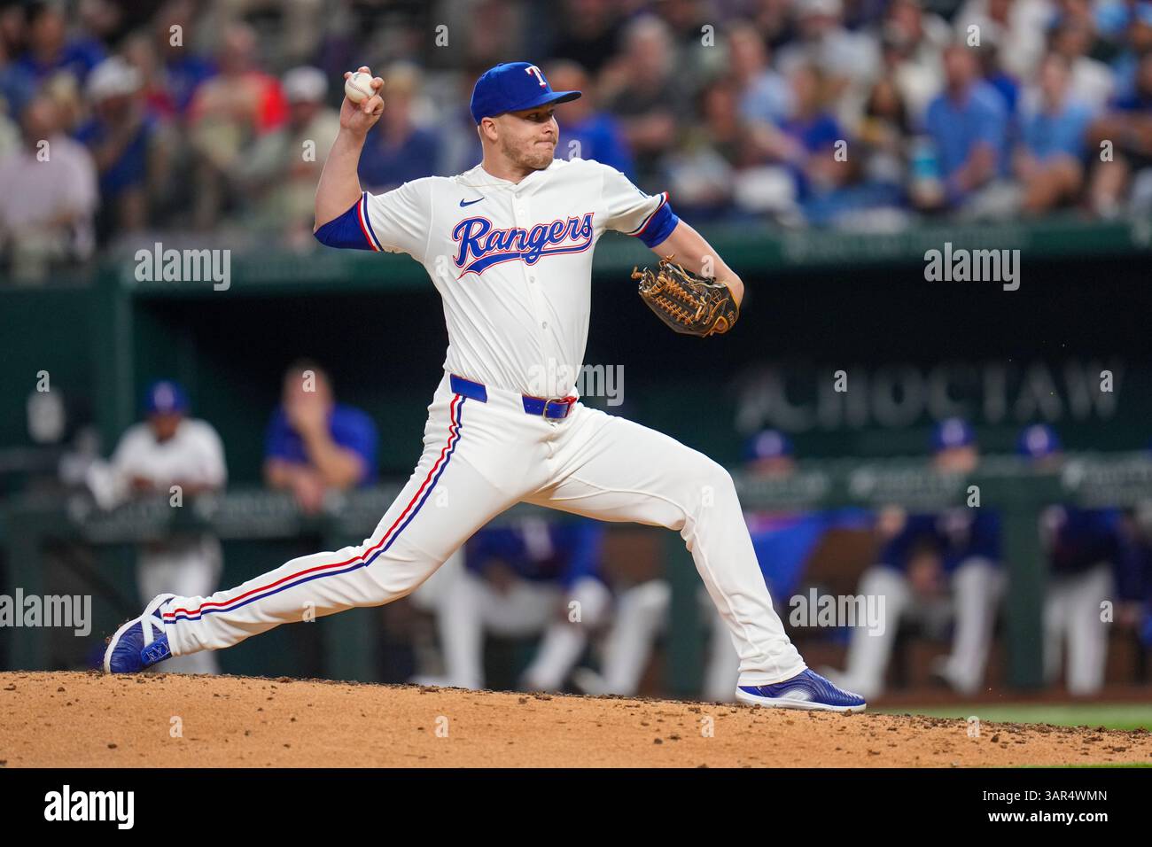 Texas Rangers pitcher Jacob Webb throws a pitch to the Los Angeles ...
