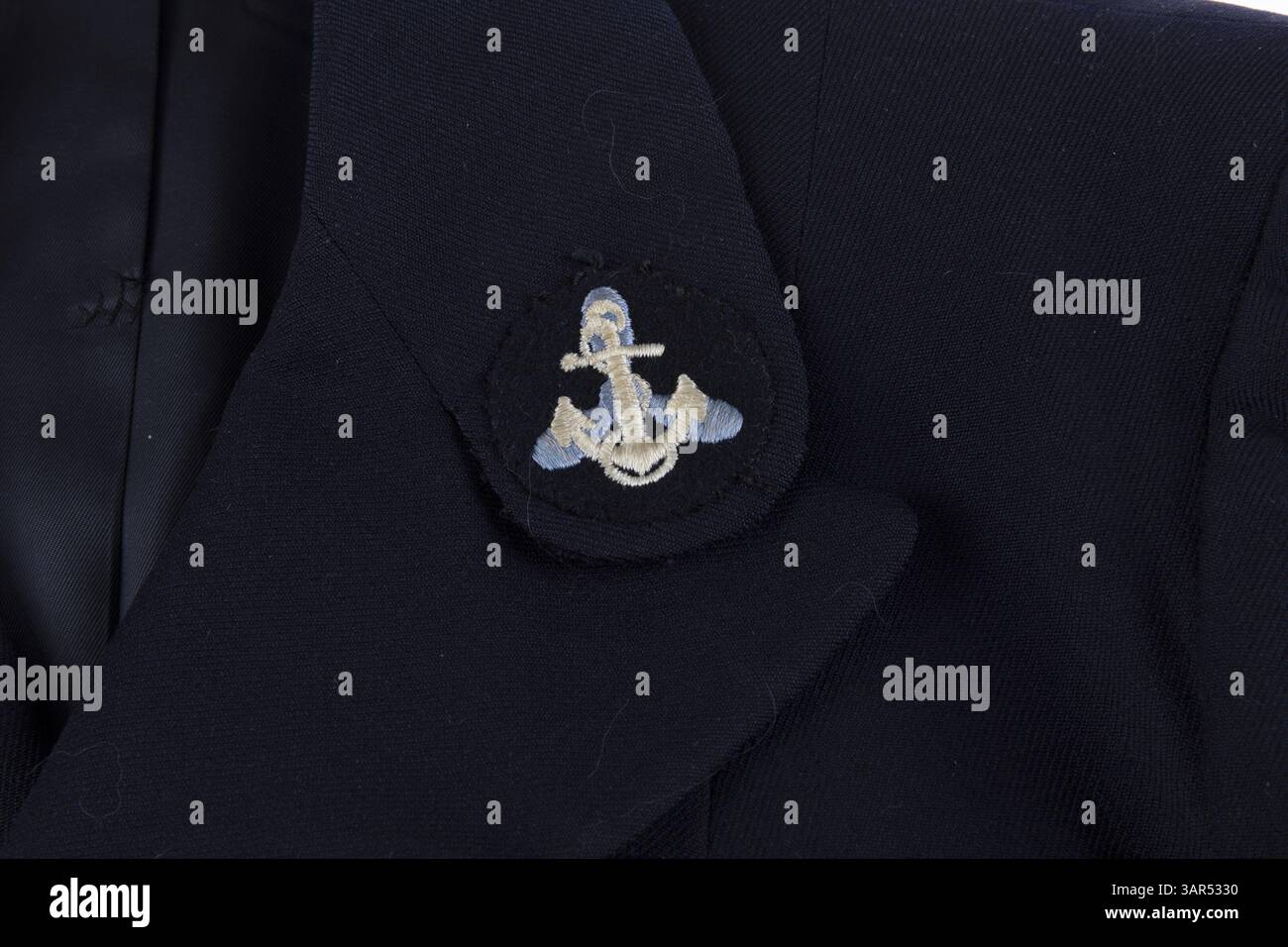 The WAVES uniform worn by Joan Donaldson Pavlovic, a Seaman First Class ...