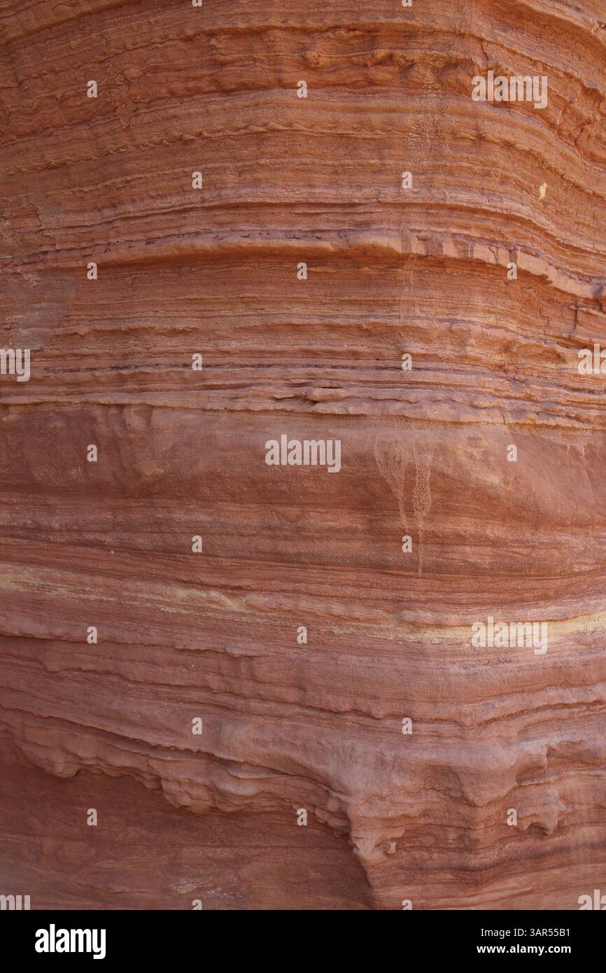 Red geological rock layers on red sandstone, sandstone layers, rock ...