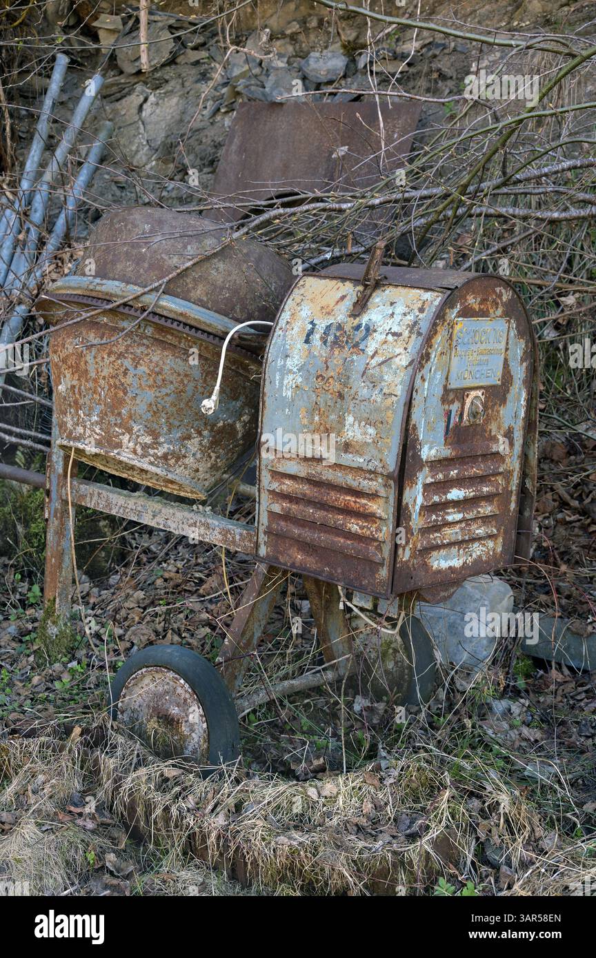 German concrete mixer hi-res stock photography and images - Alamy