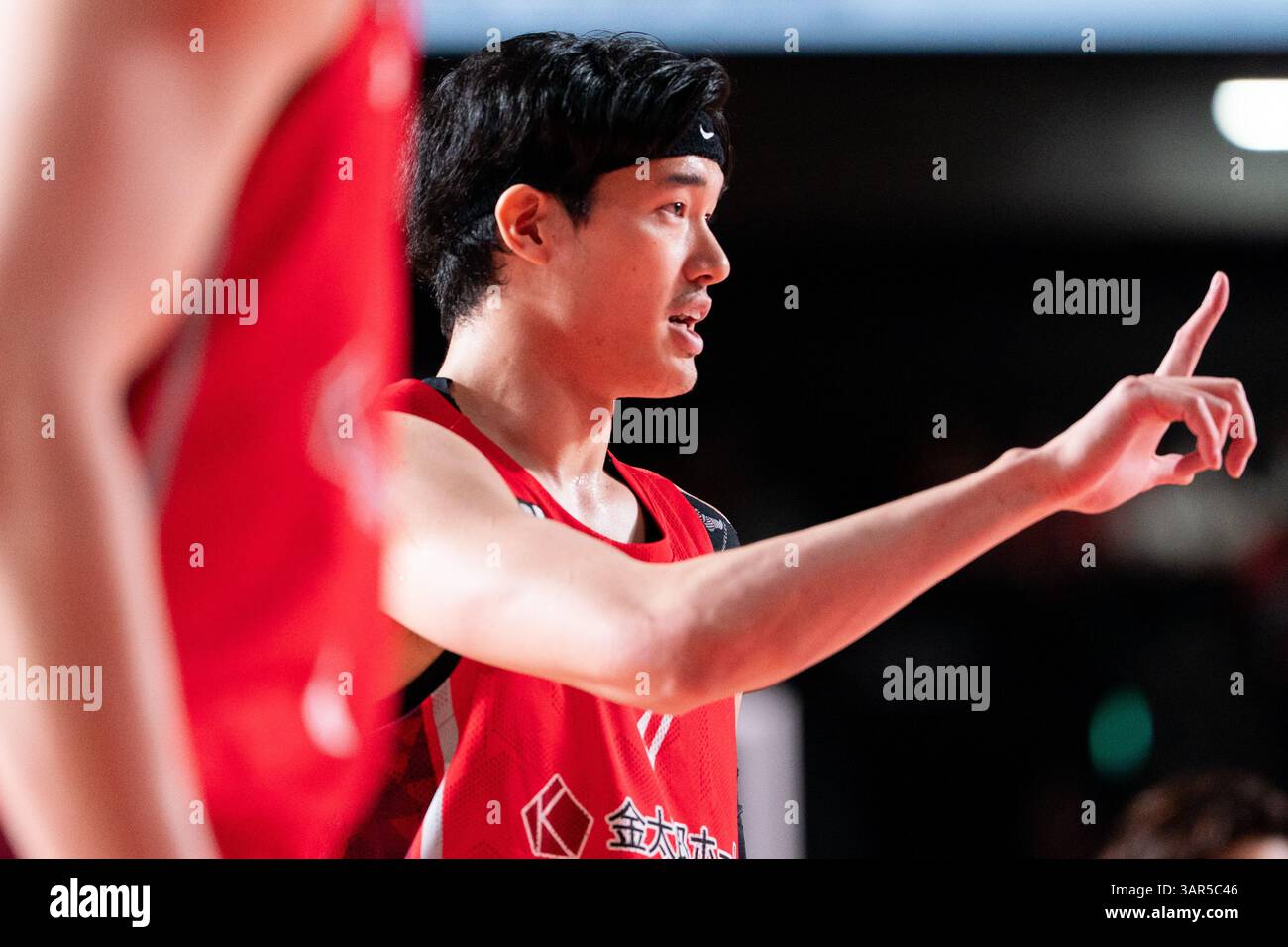 Chiba, Japan. 16th Apr, 2025. Yuta Watanabe (Jets) Basketball : 2024-25 B.LEAGUE B1 game between ...