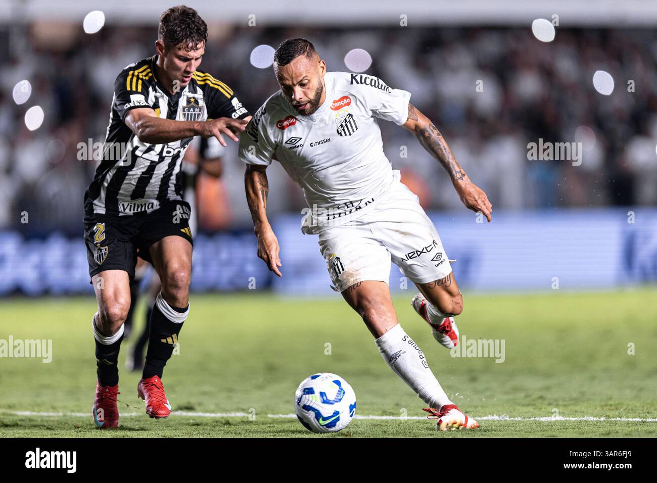 Santos, Brazil. 17th Apr, 2025. SP - SANTOS - 04/16/2025 - BRAZILIAN A 2025, SANTOS x ATLETICO ...