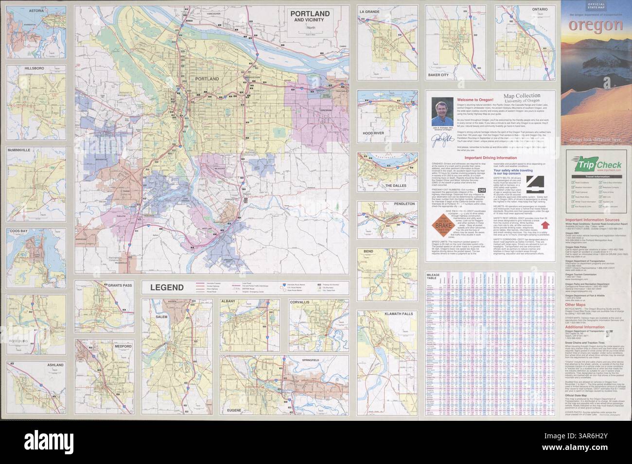 This back map of Oregon displays the state's boundaries, topographical ...