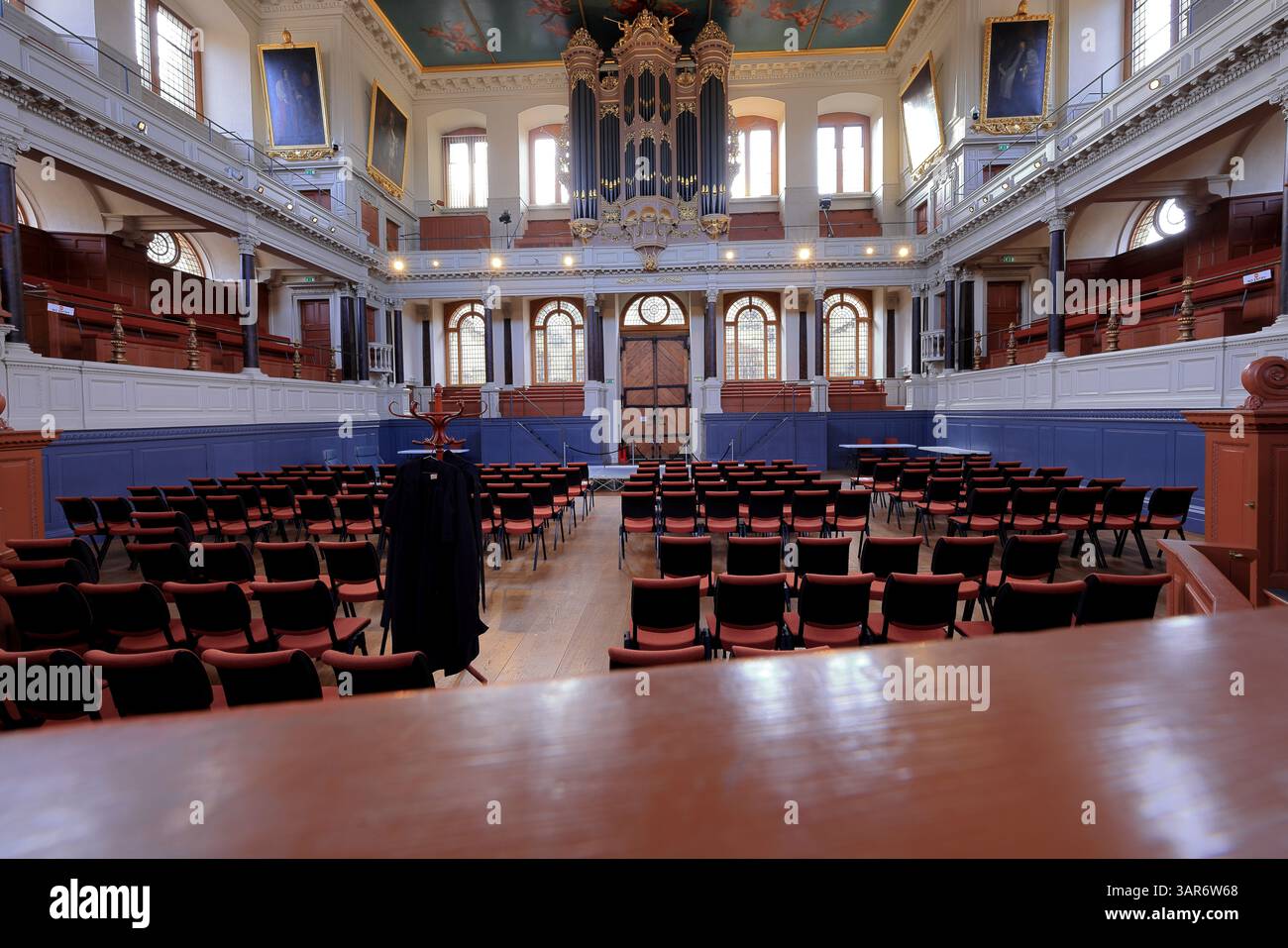The Sheldonian Theatre, a landmark, Wren-designed building hosting ...