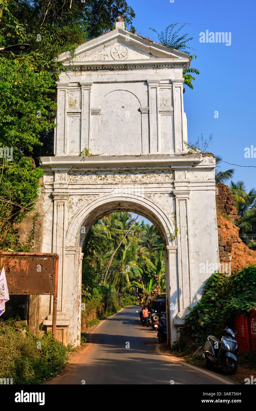 India, state of Goa, Old Goa (Velha Goa), The Arch of Conception Stock ...