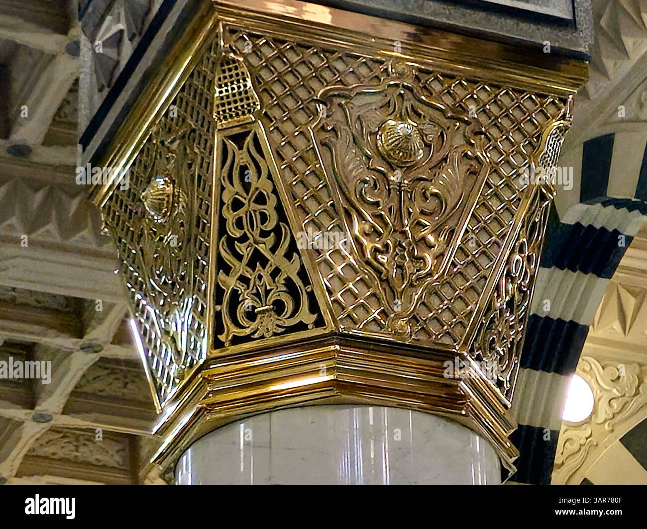 The columns of The Prophet's Mosque al-Masjid al-Nabawi, the second ...