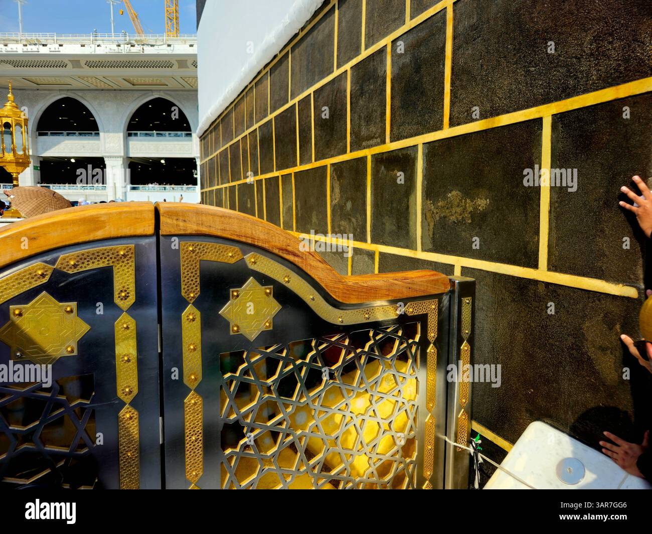 Mecca, Saudi Arabia, June 21 2024: Hijr Ismael or Hateem, a low wall ...